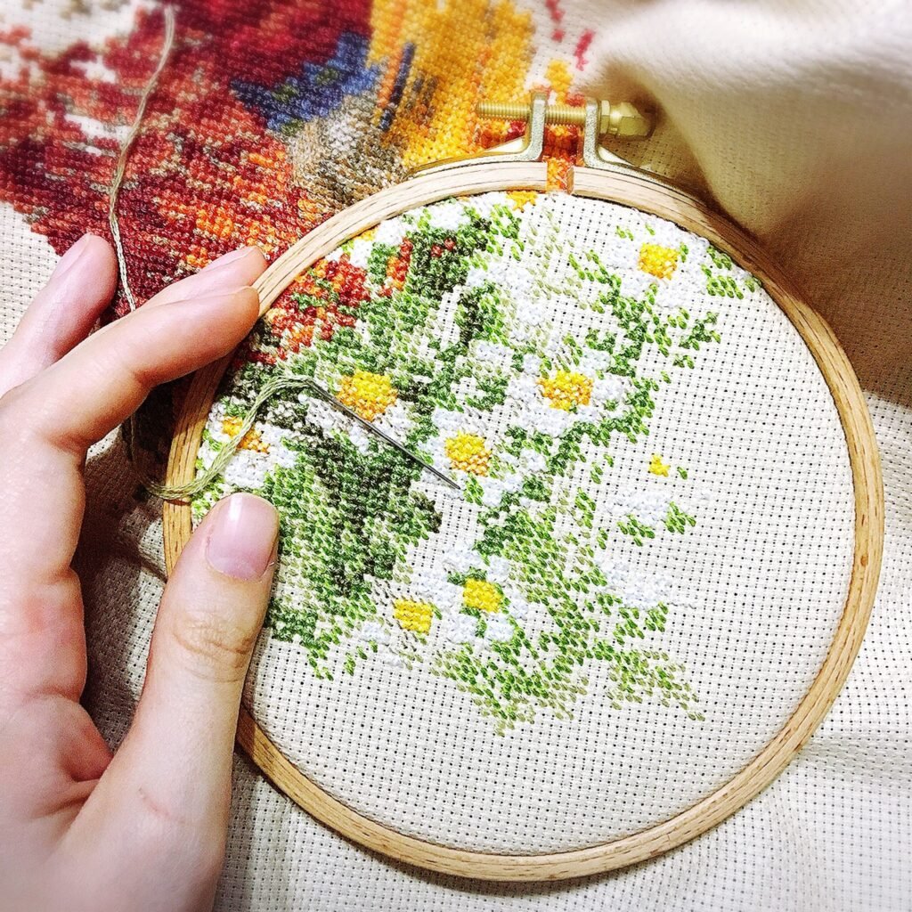 Embroidery vs Cross Stitch: Which Is Easier and Better for You?